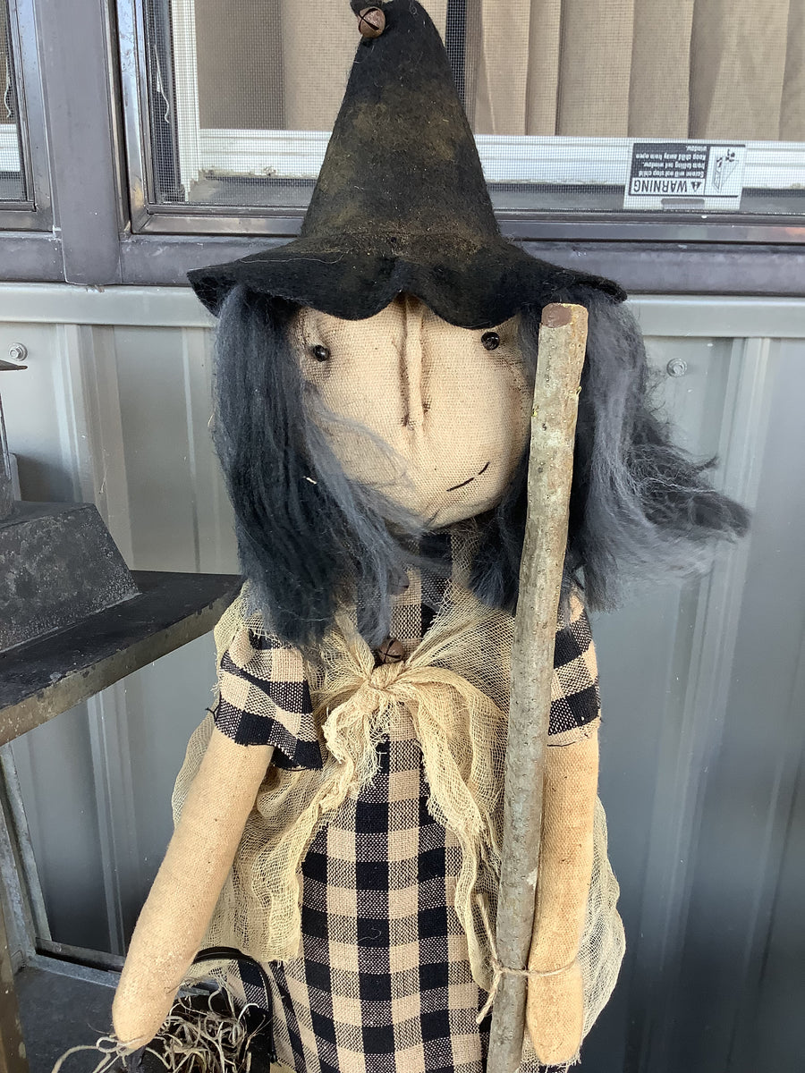 Aunt Madea Witch – The Rusty Nickel